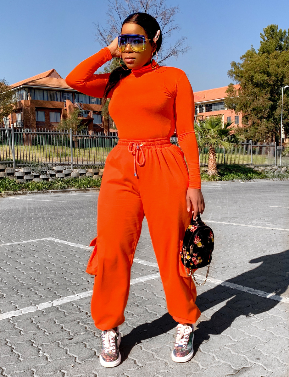 TRACKSUITS – Lovethelooksa